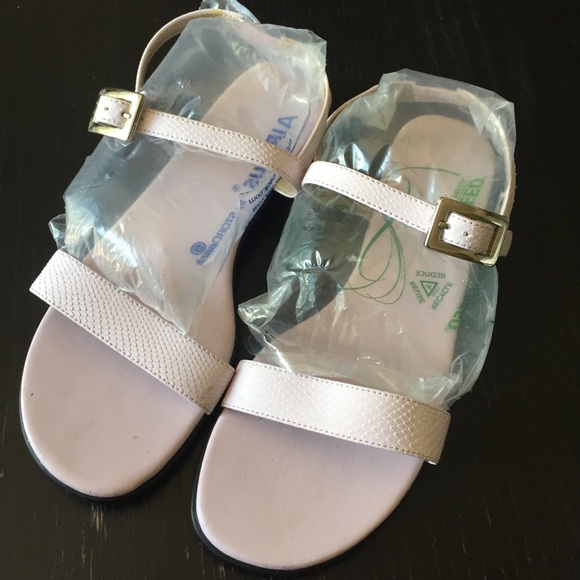 White Stag | Shoes | New Retro Violet Light Purple Sandals 8 | Poshmark